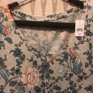 LOFT | Tops | B2g Loft Vintage Soft Nwt Floral Tee Plus Size | Poshmark